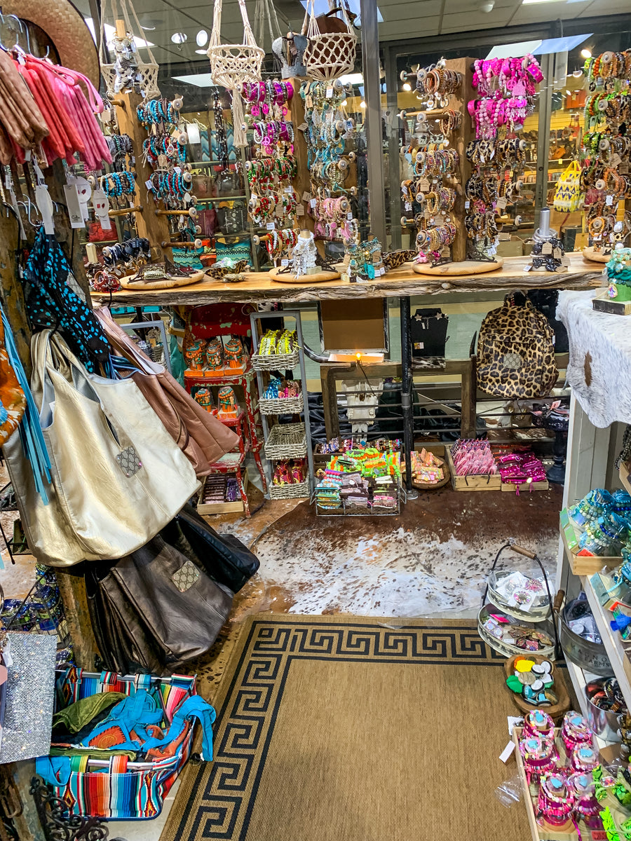 Part 3 Sandra Long Showroom LIVE Today around 1 pm, CST⏰ – Style Babes