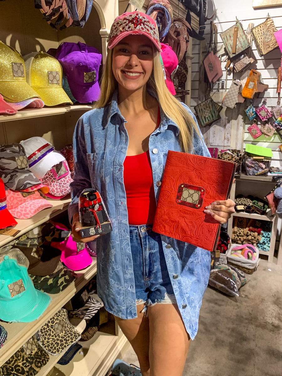 LIVE Now! At The Sandra Ling Showroom! ️🖤 ️🖤 ️ – Style Babes