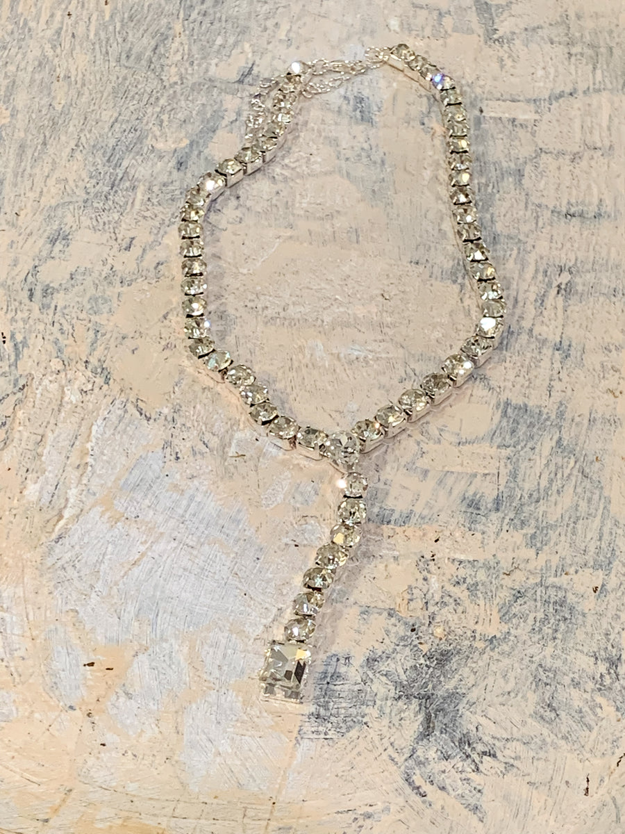 Jamie Crystal Y Drop Necklace - Silver – Style Babes