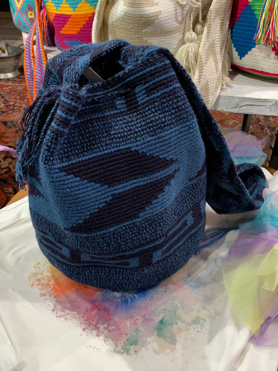 Queen Gypsy aztec bucket bag - navy – Style Babes